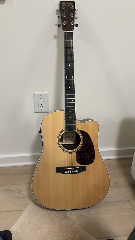Martin DC-16RGTE Aura (2007) - Martin/Fishman Onboard Aura | Reverb