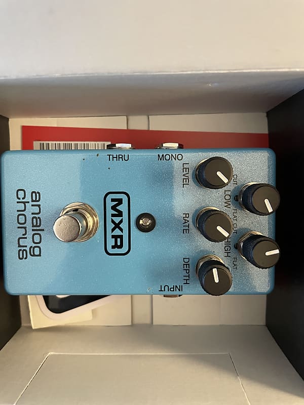 MXR Analog chorus | Reverb