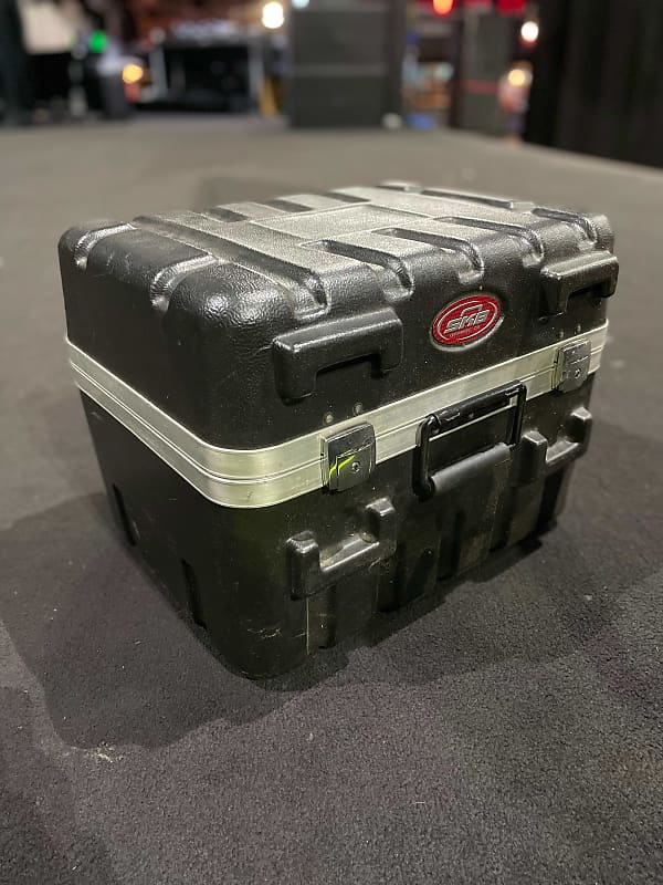 SKB Microphone Case | Reverb