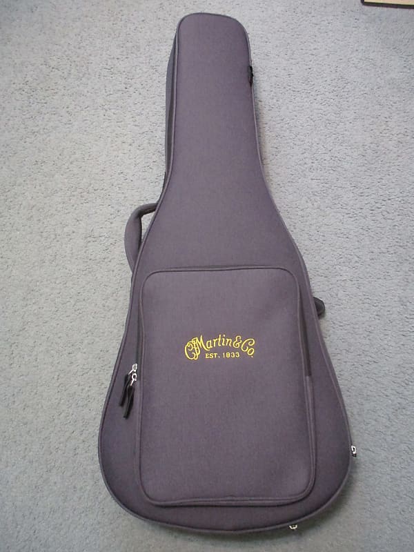 Martin DREADNOUGHT 14-FRET SOFTSHELL CASE 2023 | Reverb