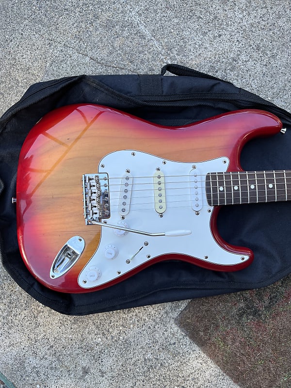 Kramer Focus Classic Cherry Burst | Reverb