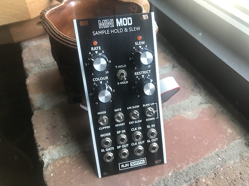 AJH Synth Sample Hold & Slew - Black | Reverb