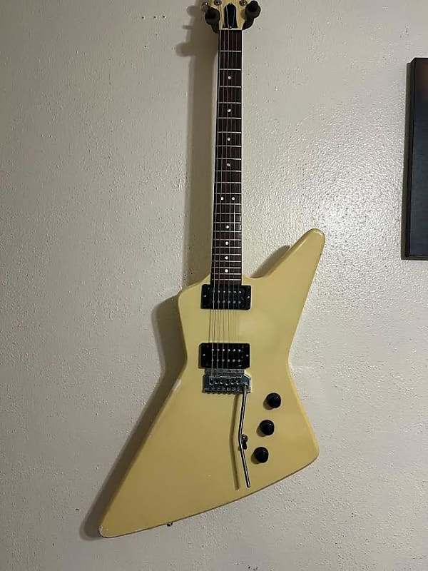 Hamer Blitz 1984 - White | Reverb