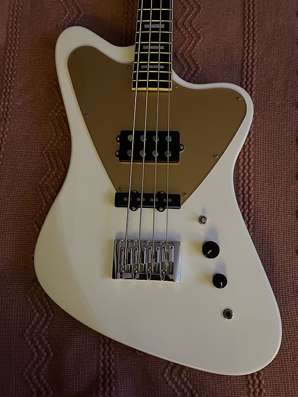 Pure Salem Cardinal Bass 2017 White | Reverb