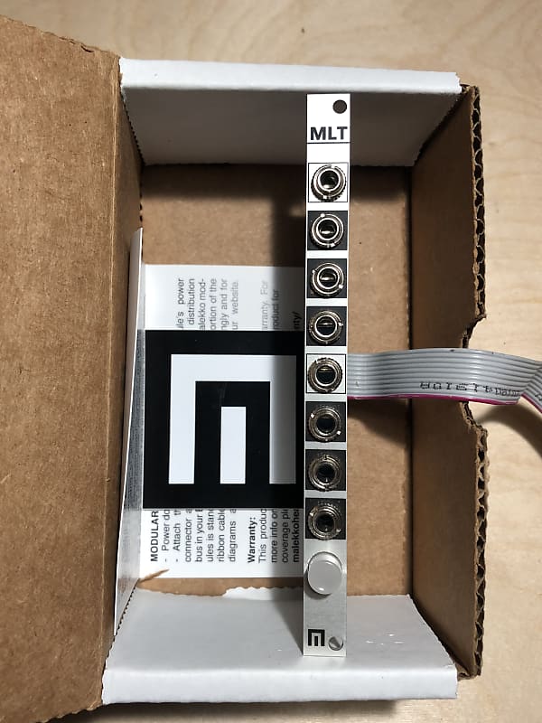 Malekko Performance Buffered Mult | Reverb