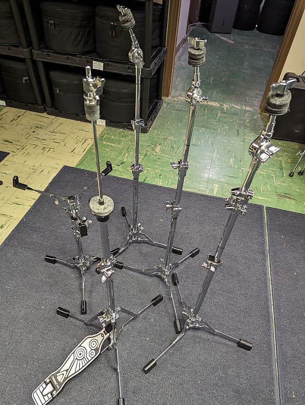 Set of Chromacast Retro Series Flat Base Stands/Hardware | Reverb