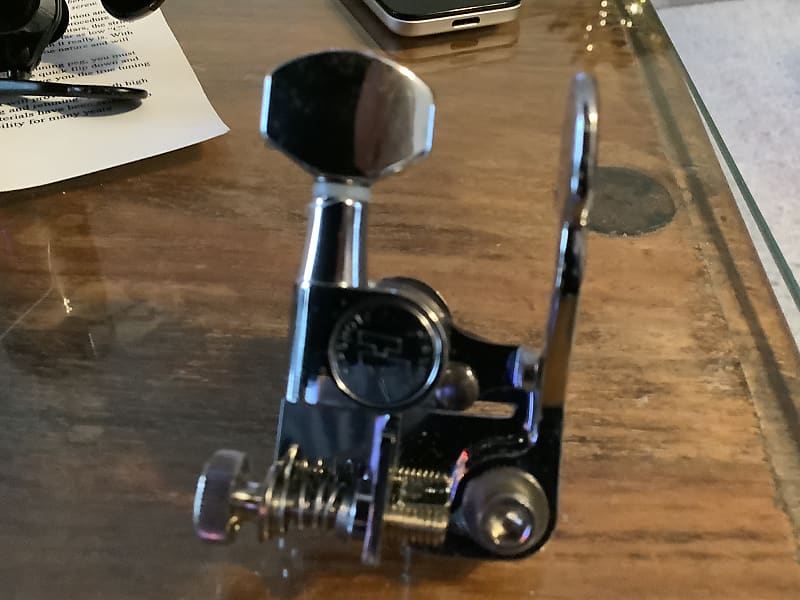 Hipshot D-Tuner GB-7, M4, GT-1, GT-2 or similar - Chrome Or | Reverb