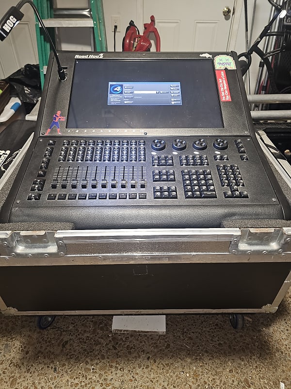 High End Systems Road Hog 4 with Road Case | Reverb