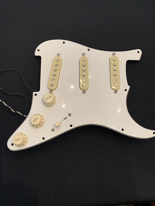 Fender Custom Shop Pickups 90s - White 3ply | Reverb