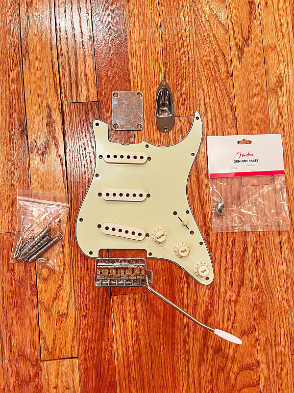 Fender Road Worn Stratocaster Relic Hardware and aged | Reverb