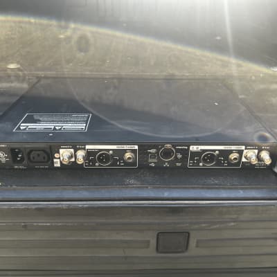 UR4D+ Dual Wireless Receiver X1 944 - 952 MHz | Reverb