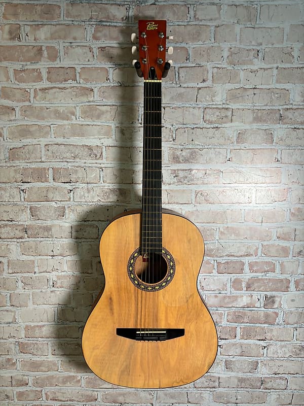 Rogue RAG-NA Acoustic Guitar (Nashville, Tennessee) | Reverb