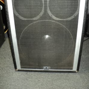 Peavey 1810 Bass Speaker Cabinet With One 18" Black Widow And | Reverb