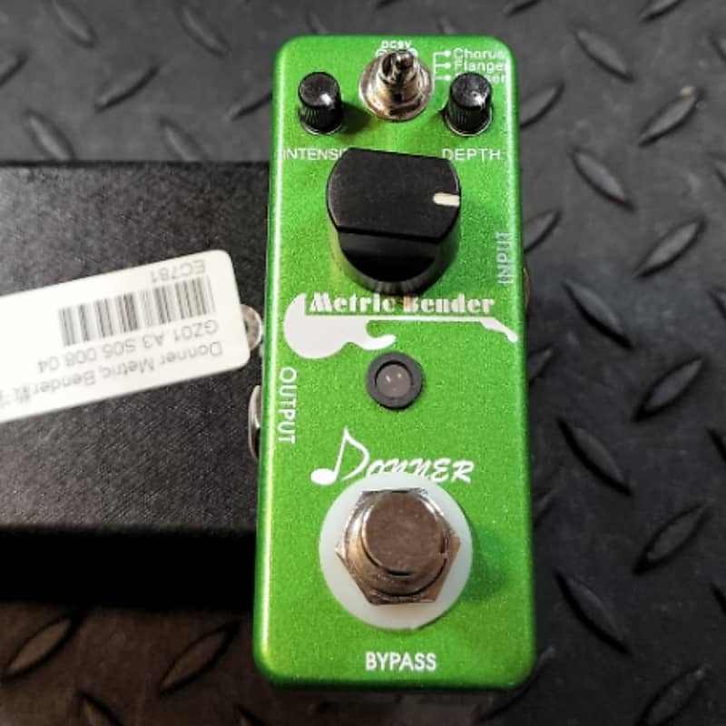 Donner Metric Bender - Chorus Flanger Phaser Multi Effect | Reverb