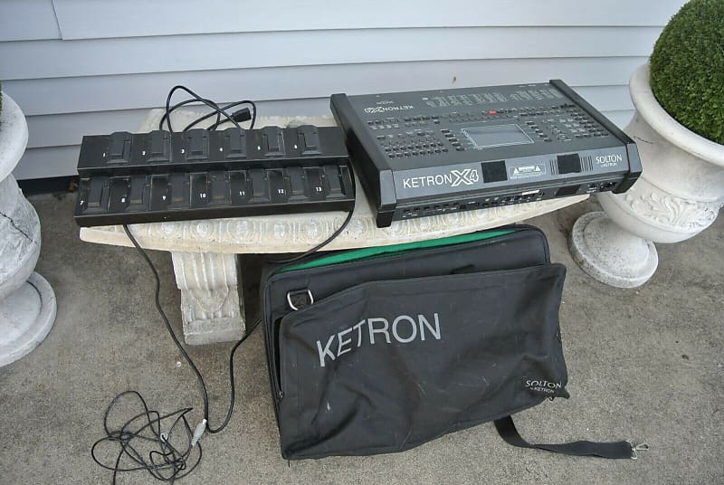 Solton Ketron X4 Sound Module with Pedal Board Controller | Reverb