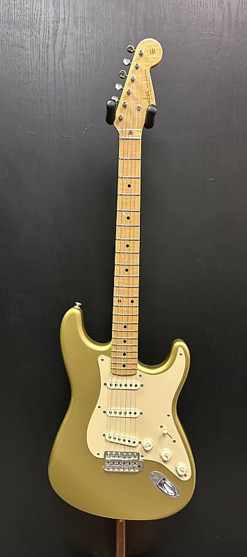 Fender Custom Shop Classic Stratocaster - Aztec Gold | Reverb