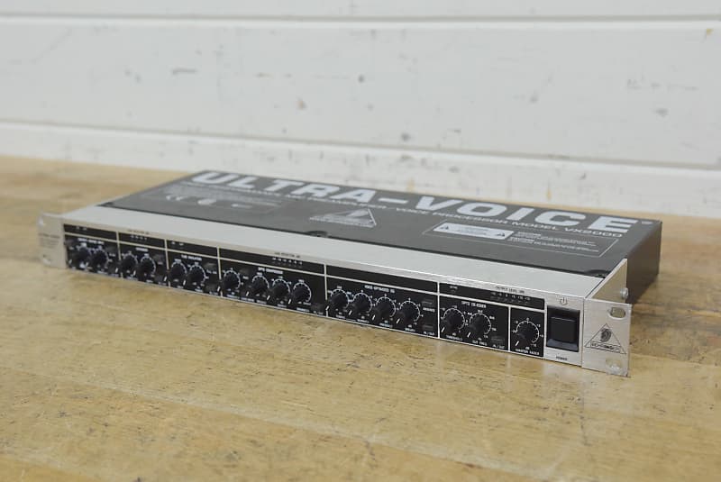 Behringer VX2000 Ultra-Voice Mic Preamp/Voice Processor | Reverb UK