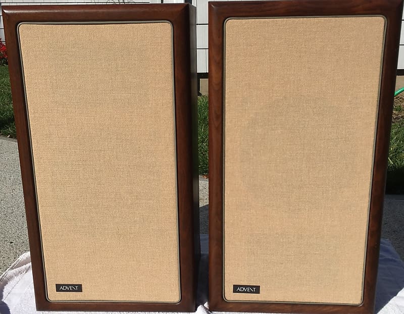 Advent A4 1979 - Walnut | Reverb