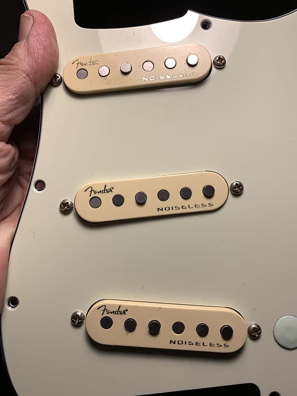Fender Utra hot Noiseless 2021 cream | Reverb
