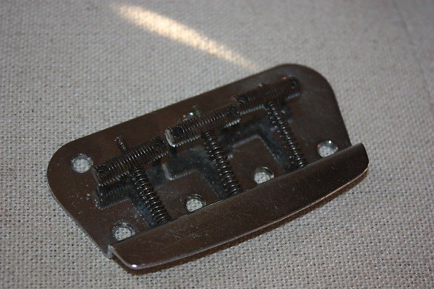 1964 1965 1966 Fender Musicmaster Duo Sonic guitar bridge | Reverb UK