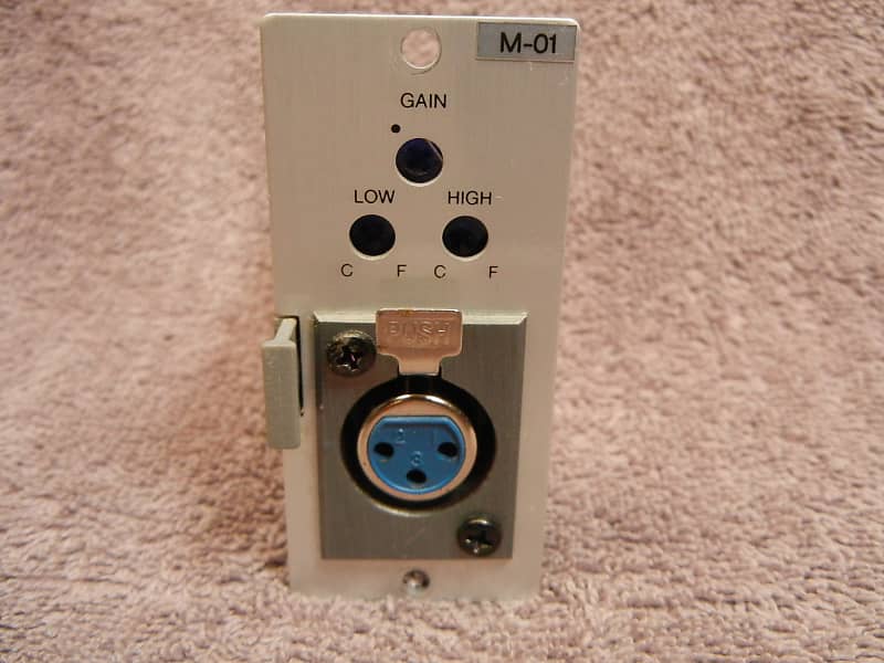 2 pack TOA M-01F Balanced Low Impedance Microphone Module 900 | Reverb