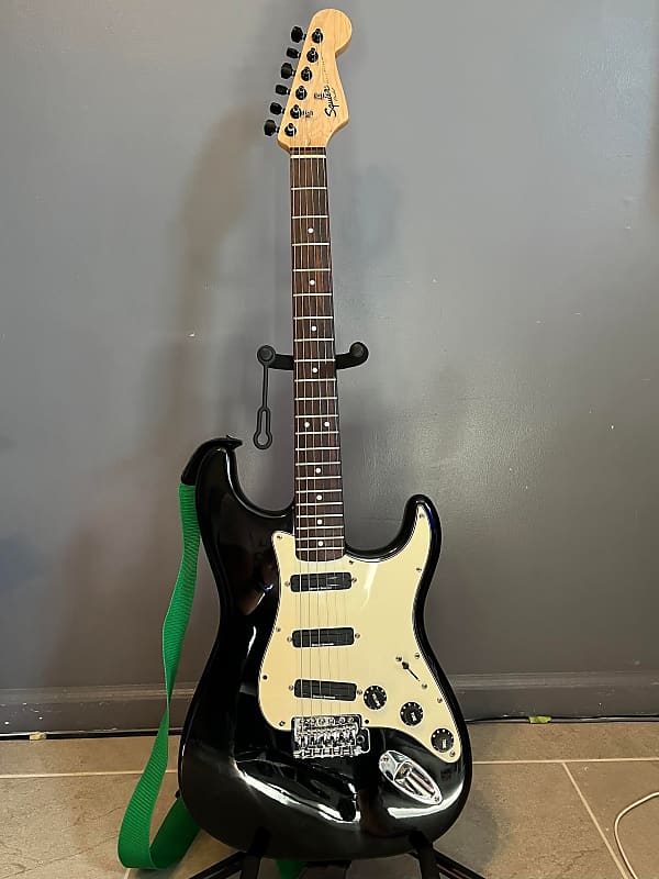 Fender Squier Stratocaster with '' HOT RAILS'' | Reverb