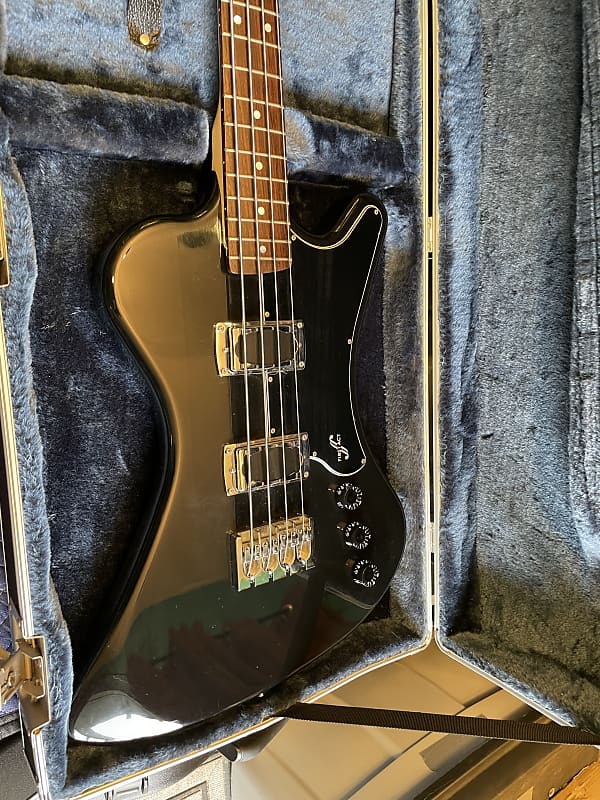 First Act Delgada Black | Reverb