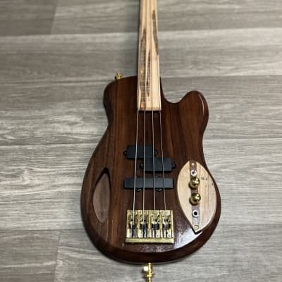 Updated-Short Scale Chambered Fretless Bass | Reverb