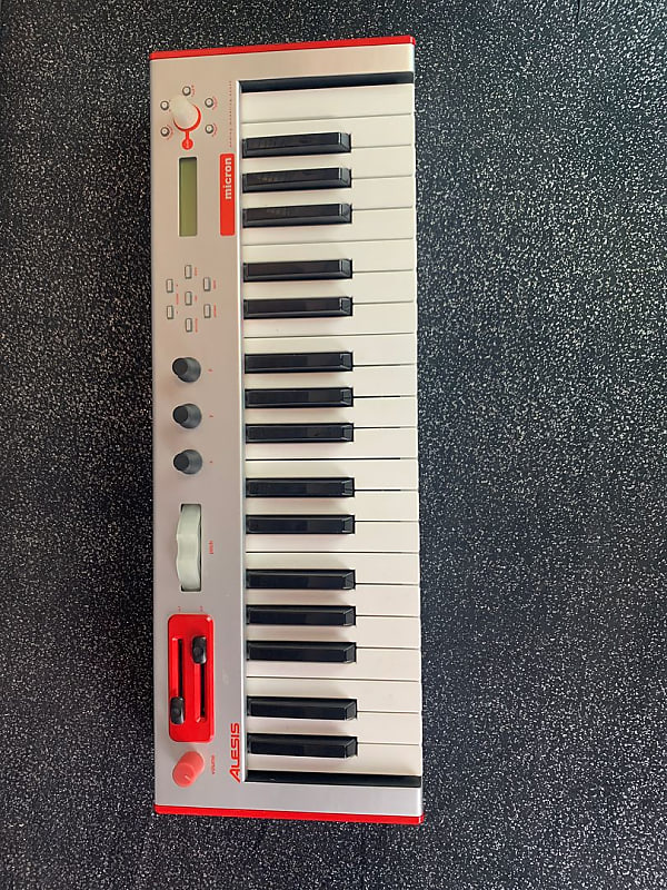 Alesis Micron Digital Synthesizer Synthesizer (Columbus, OH) | Reverb