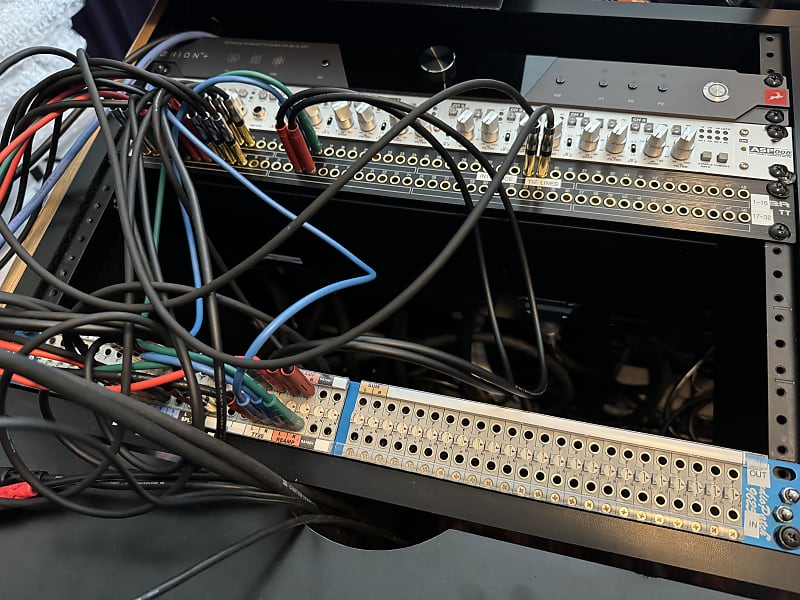 2x 96-point Switchcraft/Black Lion DB25 TT patchbays (package | Reverb