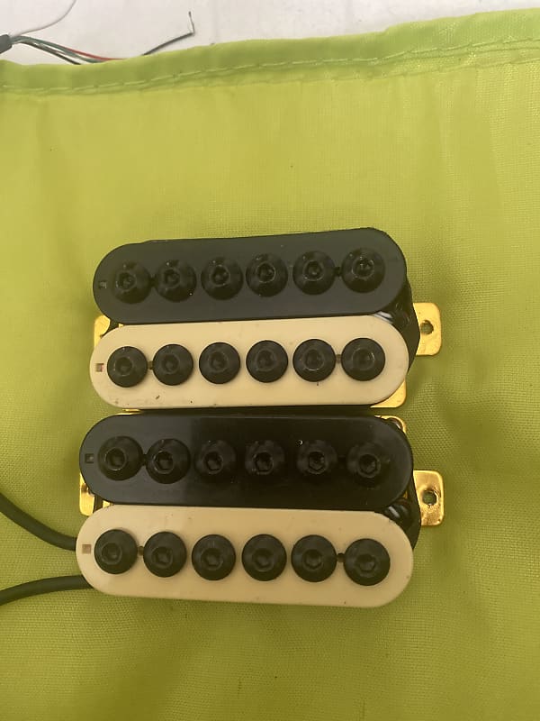 generic invader style pickups | Reverb