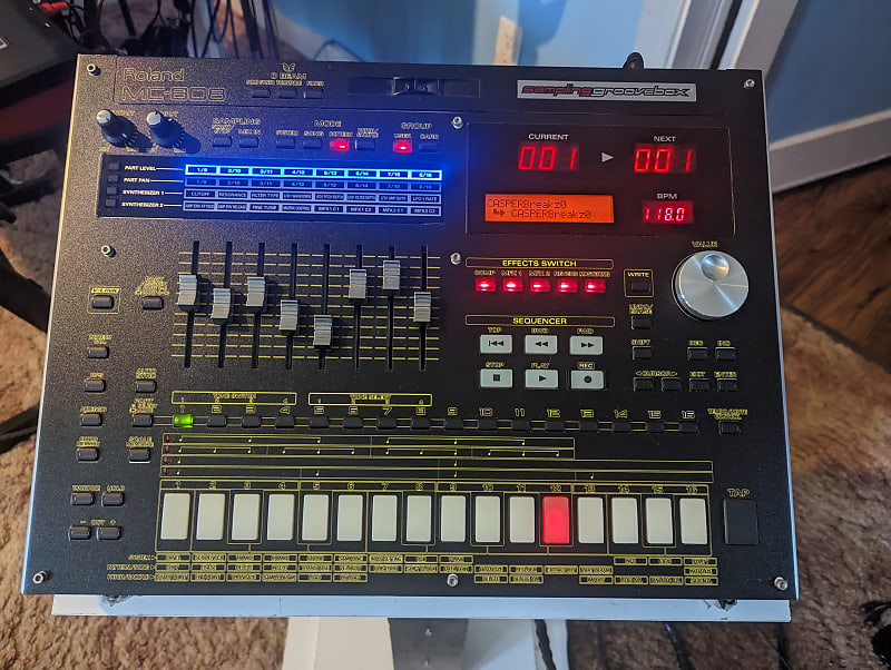 Roland MC-808 Sampling Groovebox | Reverb