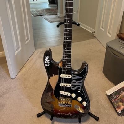 Fender SRV Early 2000 - Patina | Reverb