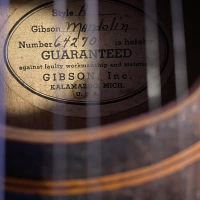 Used 1914 Gibson Mandobass with matching 1921 mandolin | Reverb