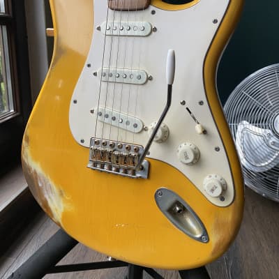 10S Stratocaster Aged Yellow nitro relic with roasted maple | Reverb