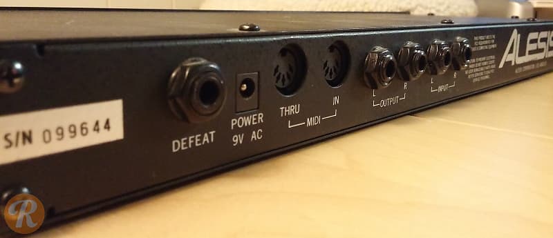 Alesis Midiverb II 16-Bit Digital Effects Processor | Reverb