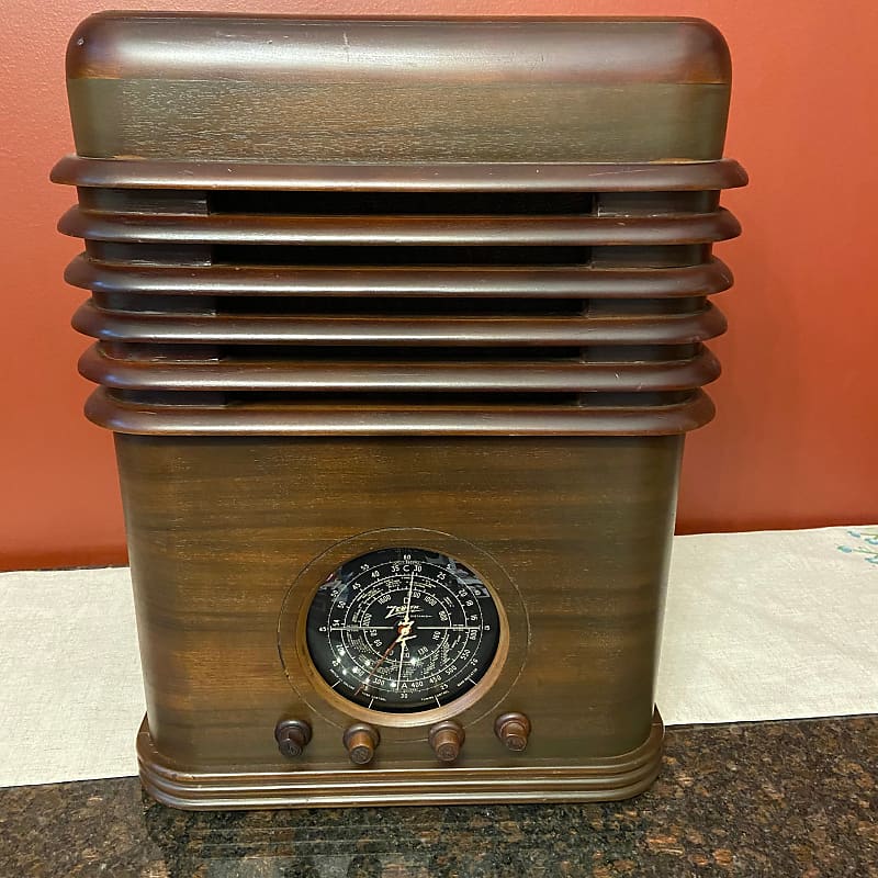 Rare Tabletop Zephyr Zenith Radio 7DA138 | Reverb