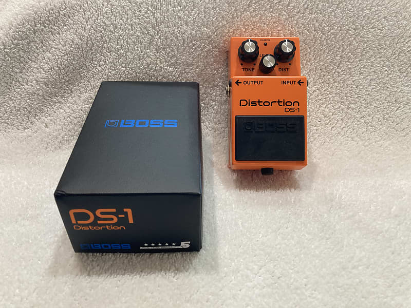 Boss DS-1 Distortion | Reverb
