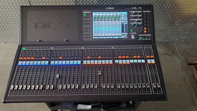 Yamaha QL 5 2017 | Reverb