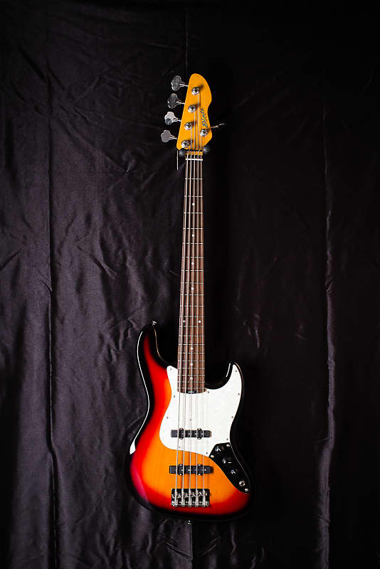 Blade B-15 5-String Bass 2009 3-Tone Sunburst | Reverb