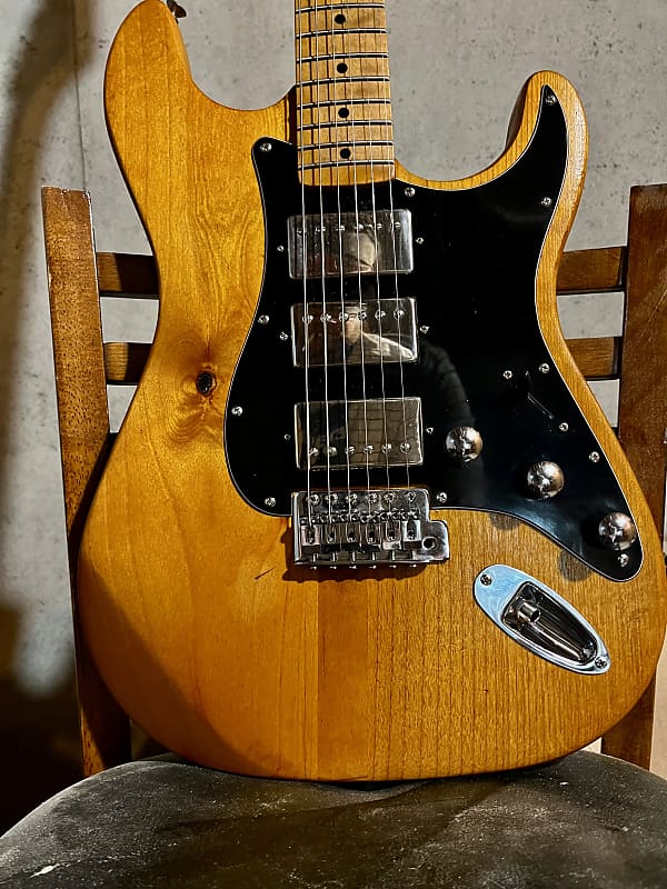 Custom Stratocaster | Reverb