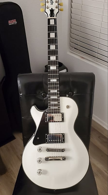 Electra Omega 2013 White | Reverb