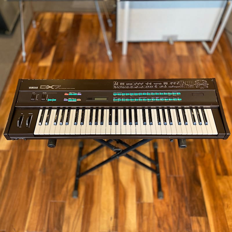 Yamaha DX7 Vintage 61-Key Digital FM Synthesizer Keyboard | Reverb