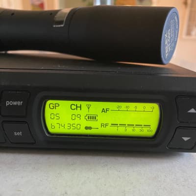 Telex Wireless Handheld System FMR-500 W/ Bodypack & Lapel | Reverb