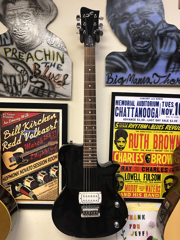 First Act ME 537 2000's - Black | Reverb