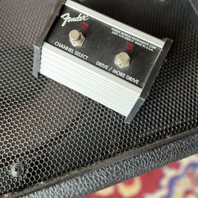 Fender Vintage 1990s Roc Pro 700 Valve Hybrid Electric | Reverb UK