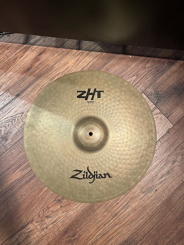 Zildjian ZHT 18" Fast Crash | Reverb