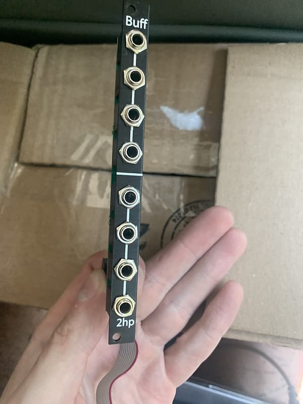 2hp Buff ( buffered mult / multiple ) | Reverb