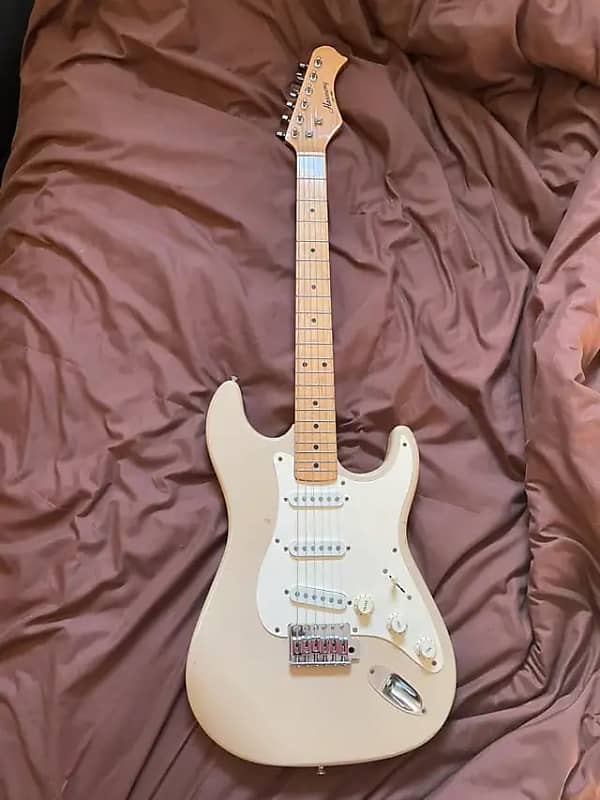 Harmony H80T Stratocaster 1980's - Beige | Reverb