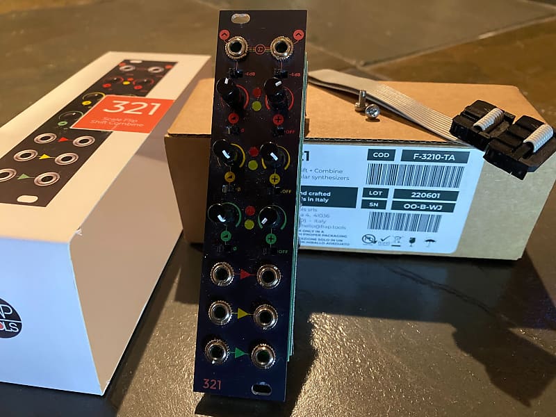 Frap Tools 321 - Eurorack utility module | Reverb